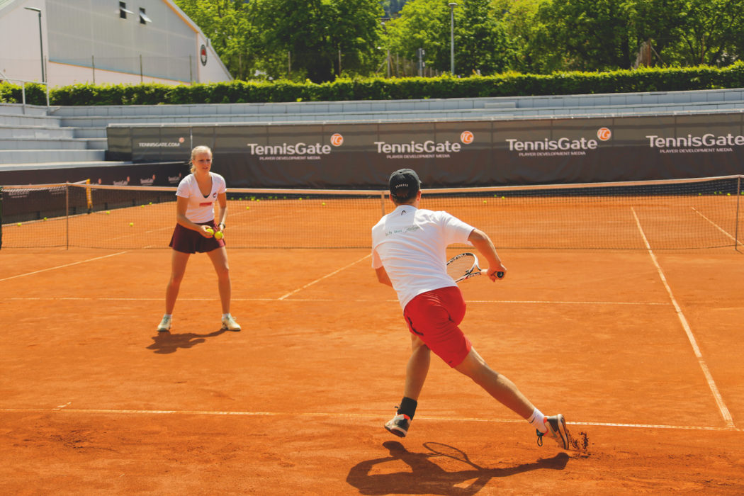 Besser Spielen: Frieden finden auf Sand - tennis MAGAZIN