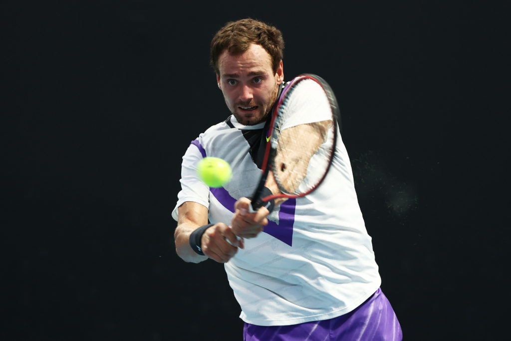 Roman Safiullin - tennis MAGAZIN