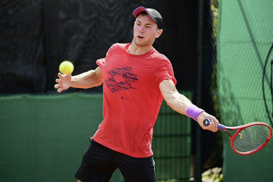 Ein Tag mit Dominik Koepfer - tennis MAGAZIN