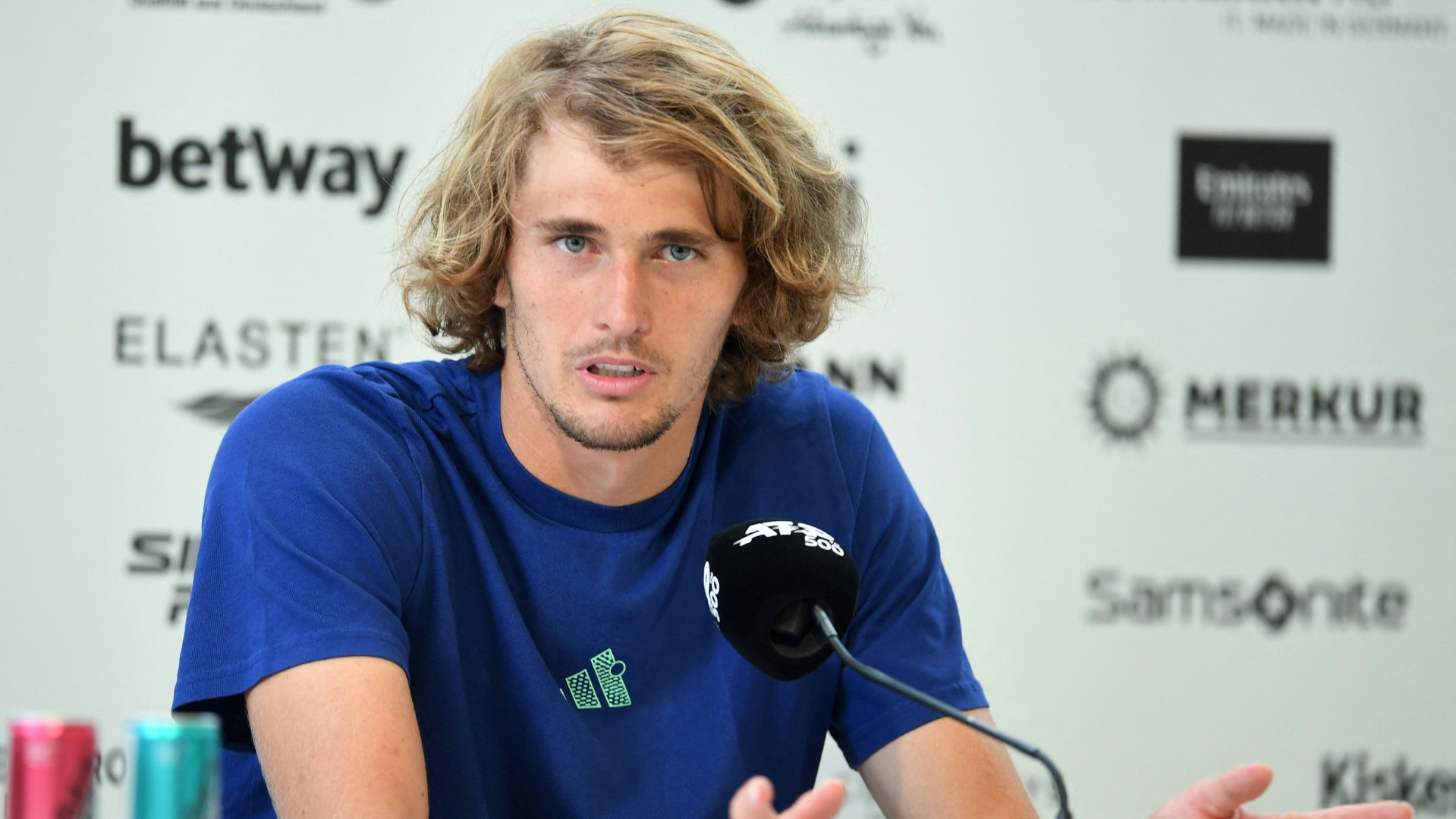 Halbfinale in Halle: Zverev gegen Mr. Unberechenbar - tennis MAGAZIN