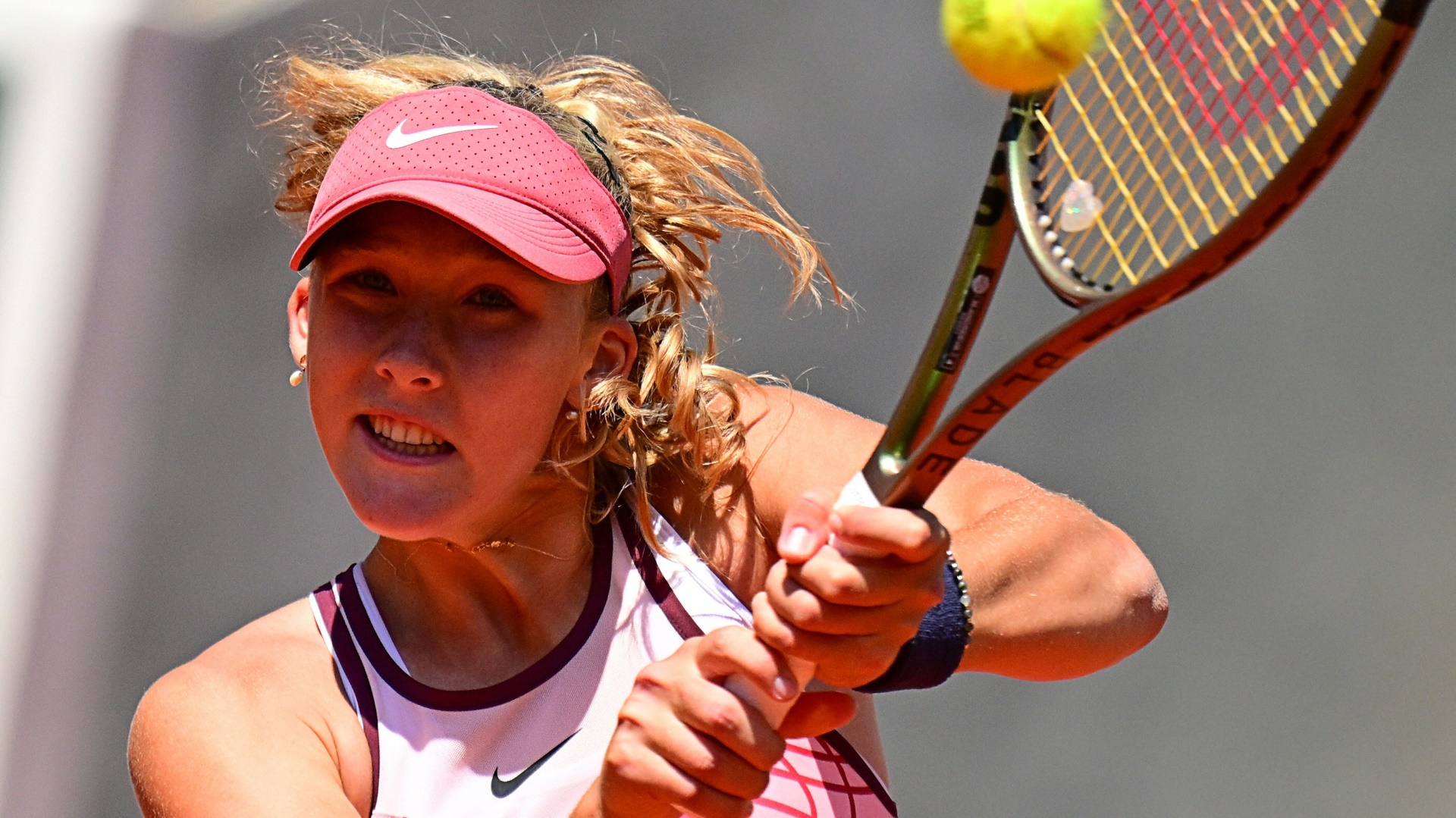 Paris: Andreevas Lauf endet - Swiatek im Schnelldurchlauf - tennis MAGAZIN