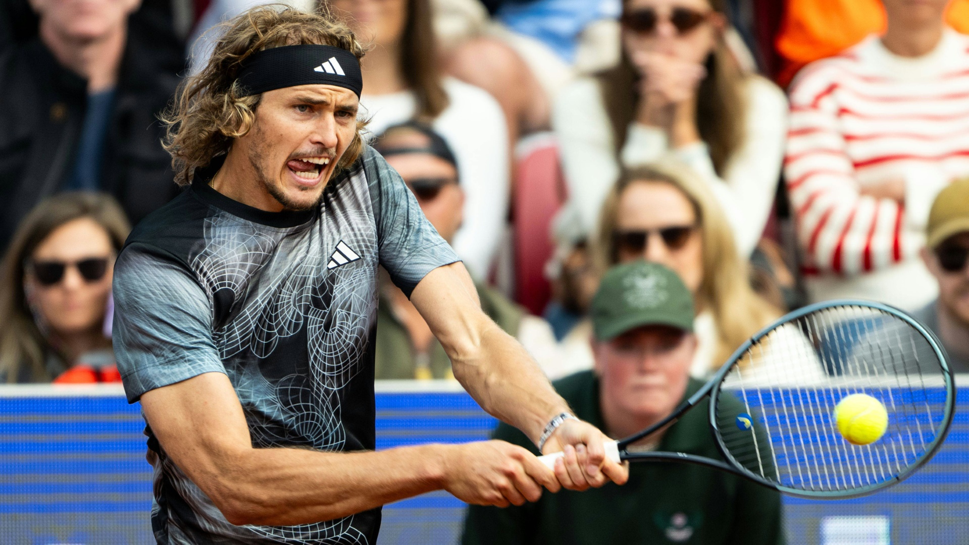 Tennis: Zverev müht sich ins Achtelfinale von Bastad - tennis MAGAZIN