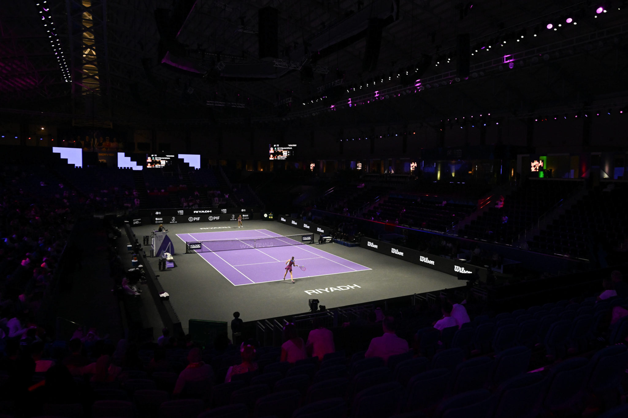 WTA-Finals in Saudi-Arabien: Matches vor teilweise nur 400 Fans ...